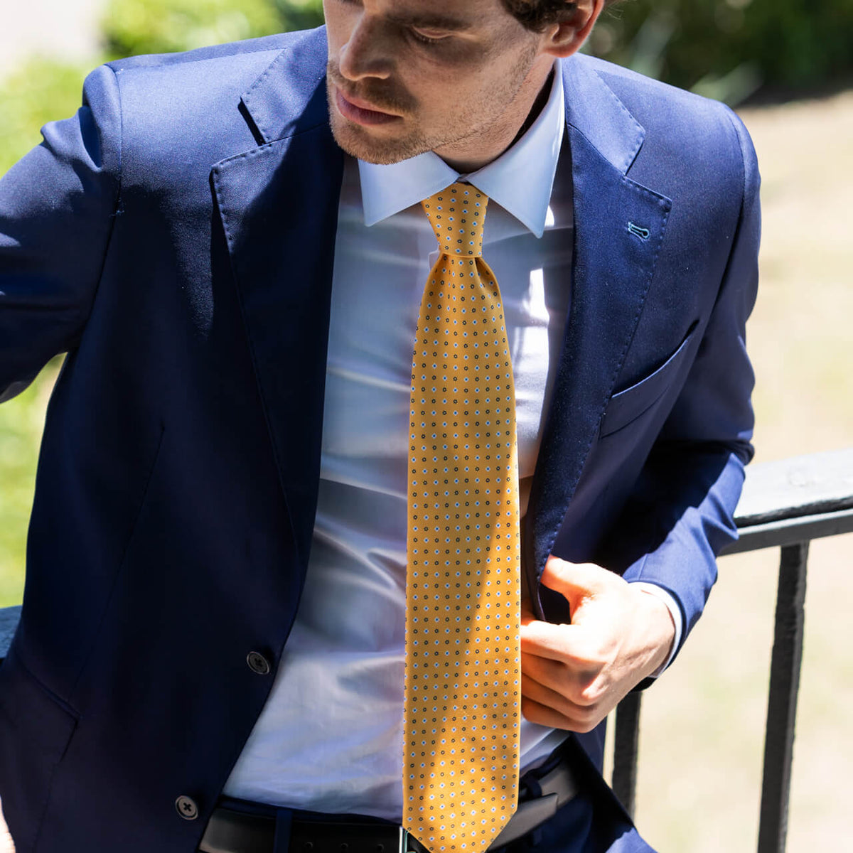 Cravatte 7 Pieghe E. Marinella: Seta Piegata 7 Volte e Cucite a Mano ...